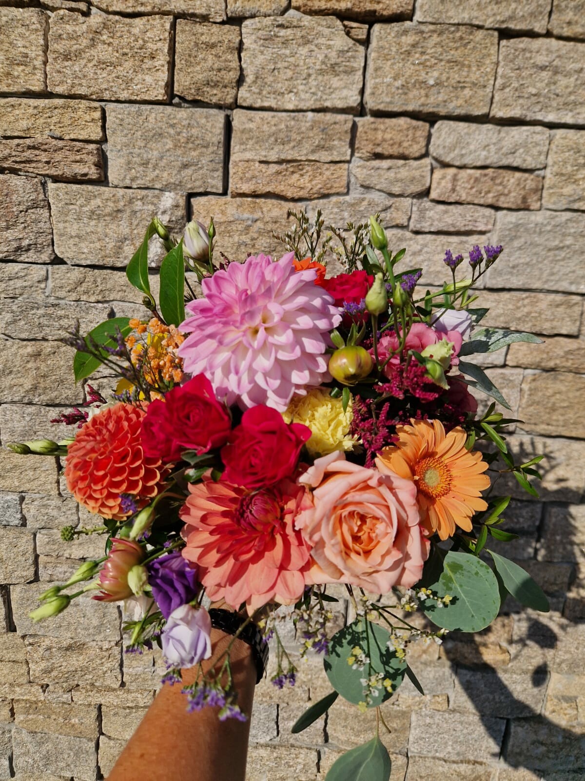 Bouquet éclatant et coloré - Karine Constant - Jardin des Roses
